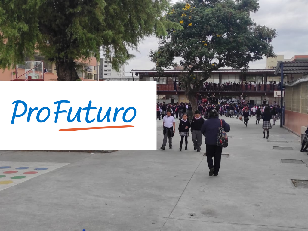 Evaluación del Modelo Abierto de formación docente en Ecuador - PossibleLab